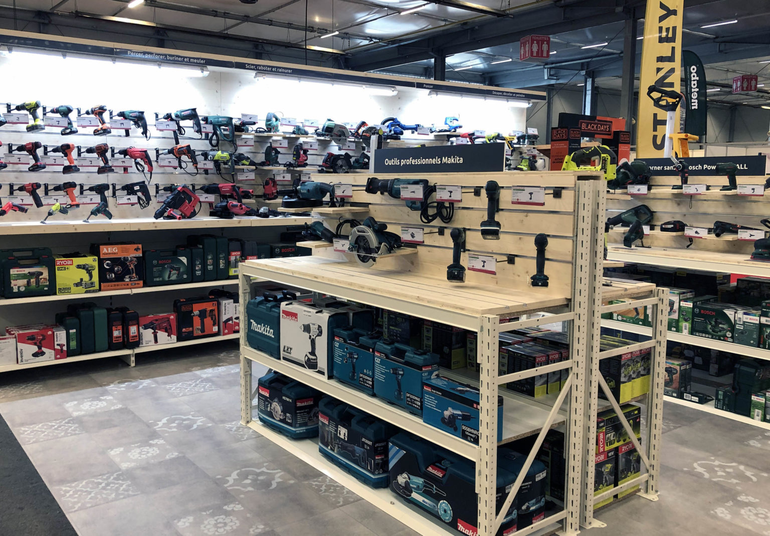 Agencement magasin de bricolage - AG Dynamics